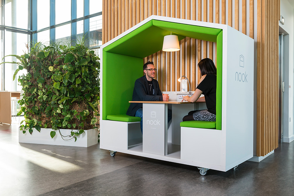 Collaboration Furniture: Design Tips for Enhanced Interactions - MB ...